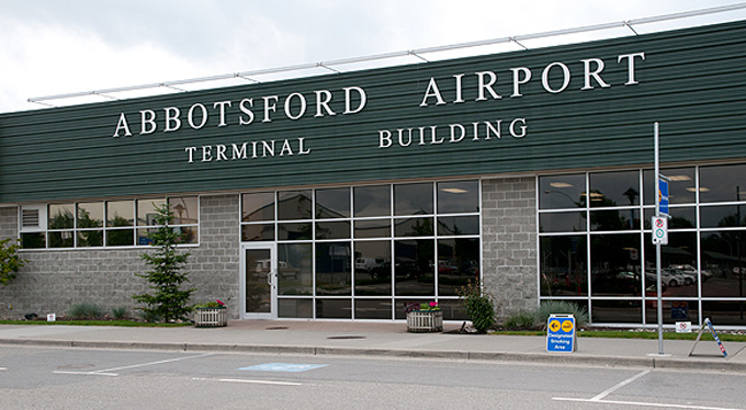 Abbotsford Airport (YXX) Limousine Service - Limo Bus, Shuttles, Vans ...